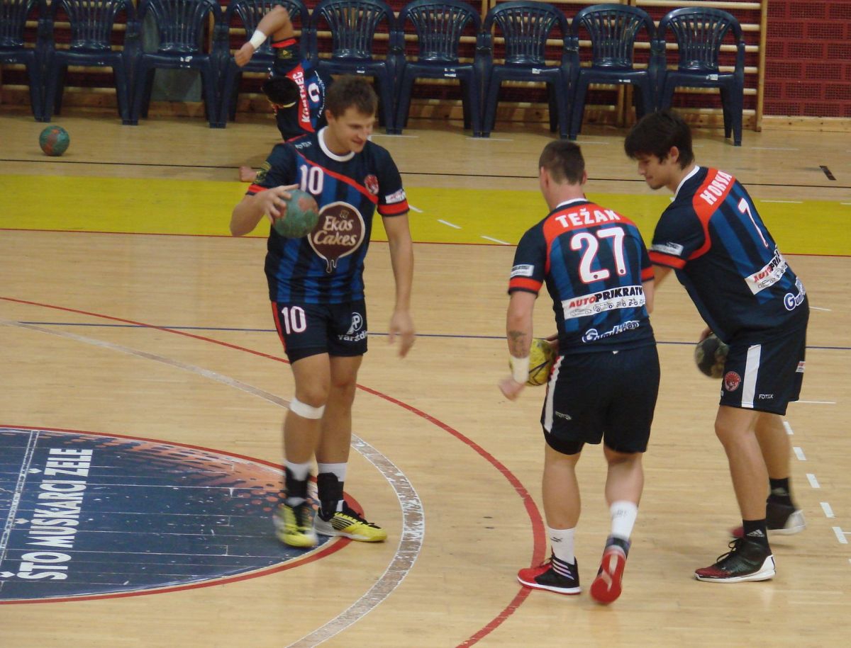 Dabrovi visokom pobjedom do titule jesenskog prvaka Premijer lige