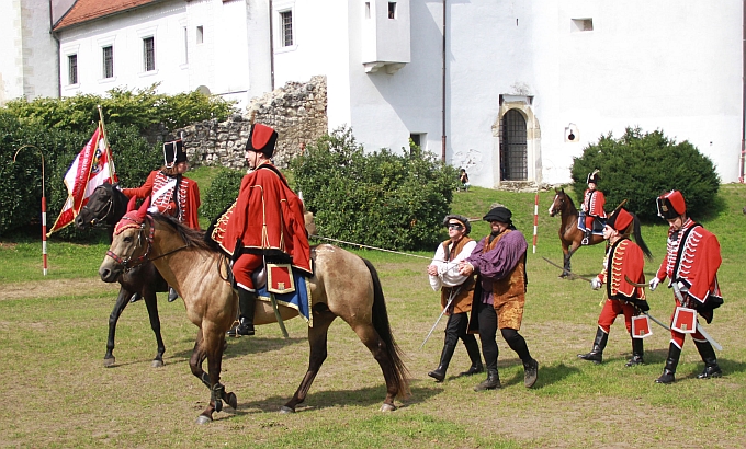 Varaždinski husari svoje konje moraju iseliti izvan gradskog područja